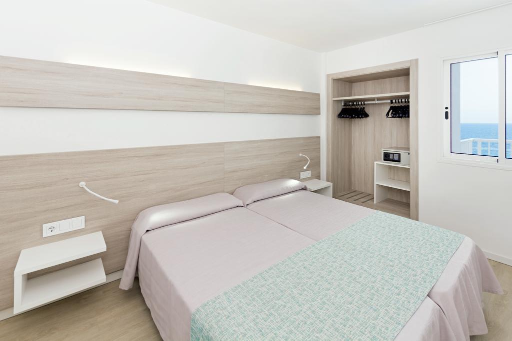 HSM CALAS PARK | ⋆⋆⋆⋆ | SPAIN | SEASON DEALS FROM €117